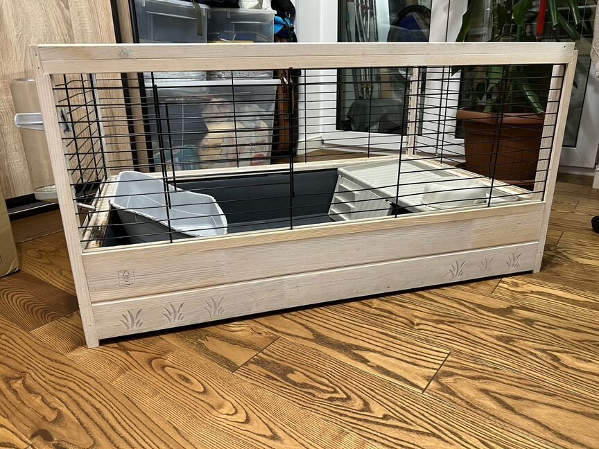 Продам клетку для кролика деревянную 100 см
