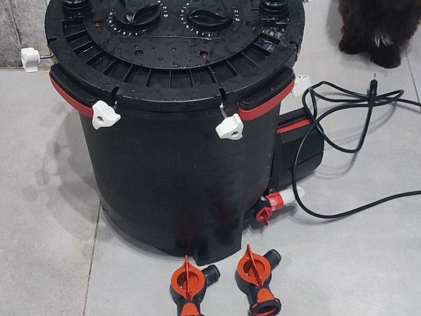Внешний фильтр для аквариума Fluval FX6 б/у