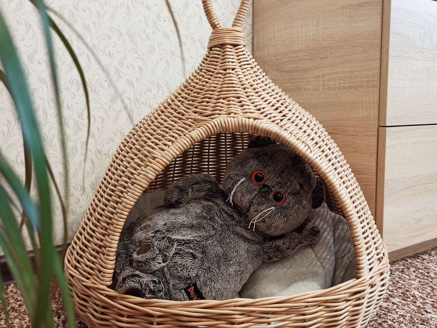 Домик лежанка для кошки и собаки