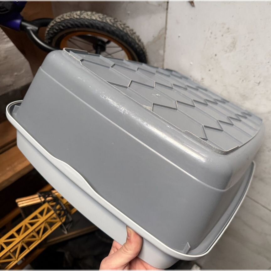 Лоток для кошек большой с бортиками