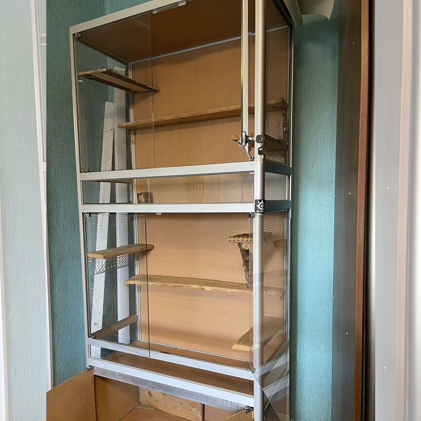 Витрина для шиншилл