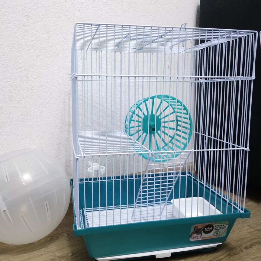 Клетка и шар для хомяка