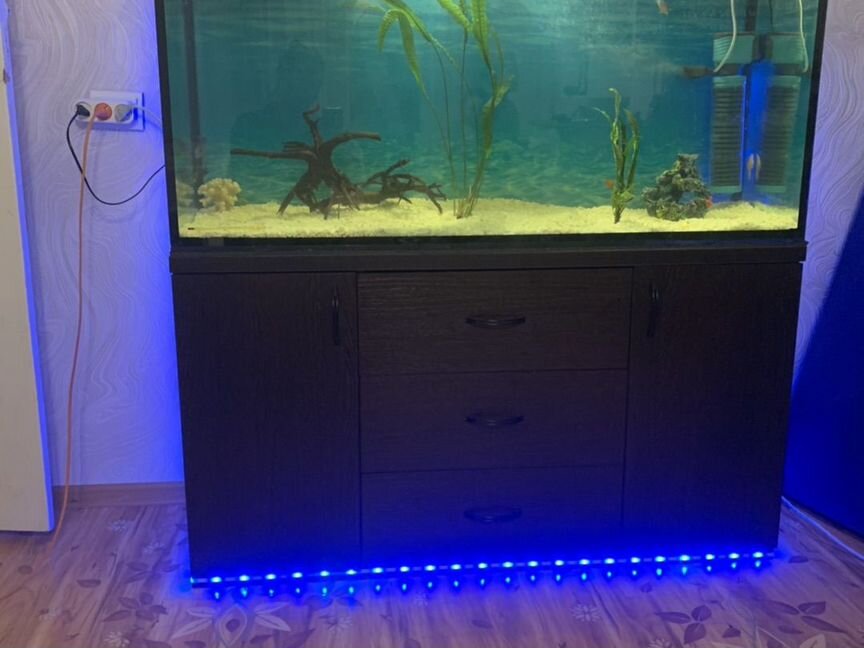 Аквариум 340 литров с тумбой