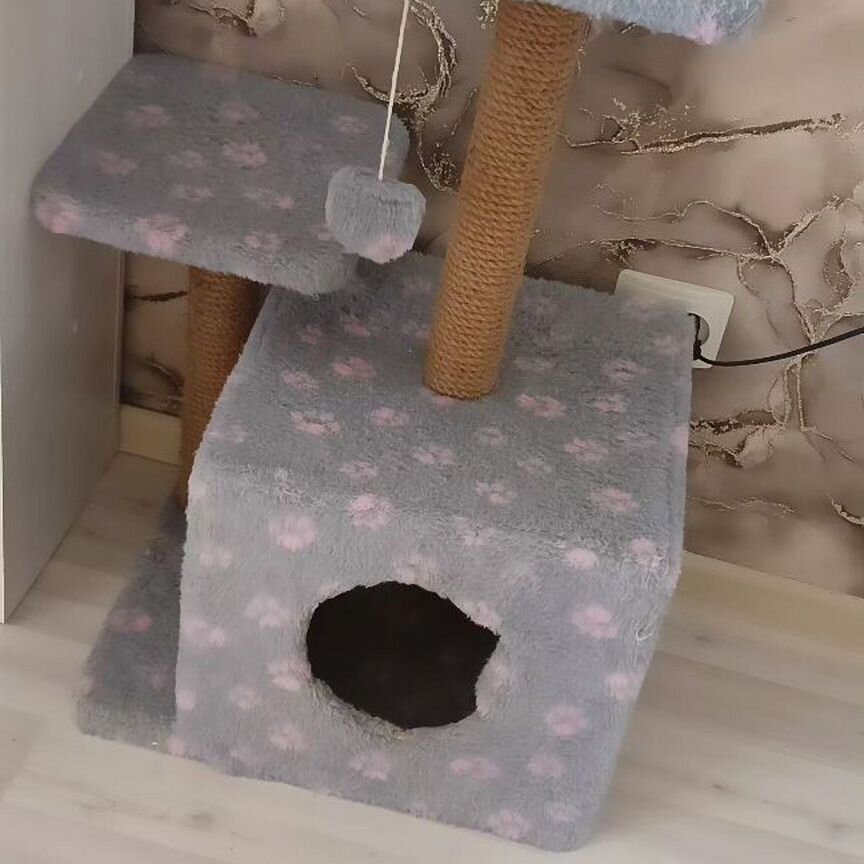 Домик для кошки с когтеточкой