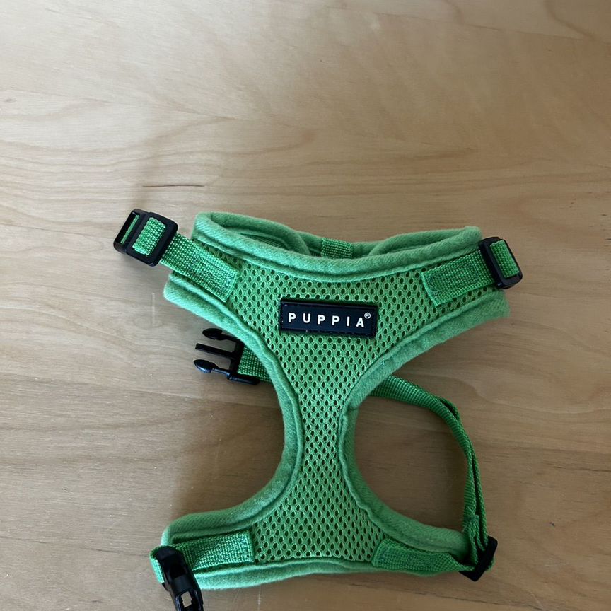 Собачья шлейка puppia