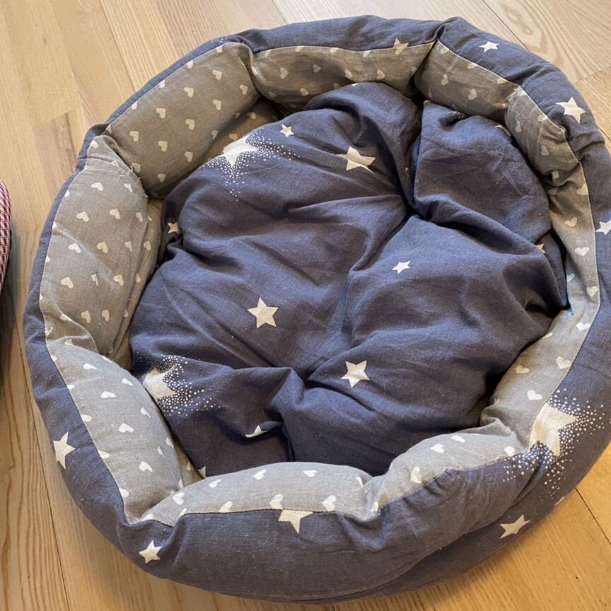 Лежанка для кота бу