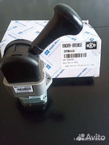 Кран ручного тормоза mercedes actros A0004200284 купить в Великом ...