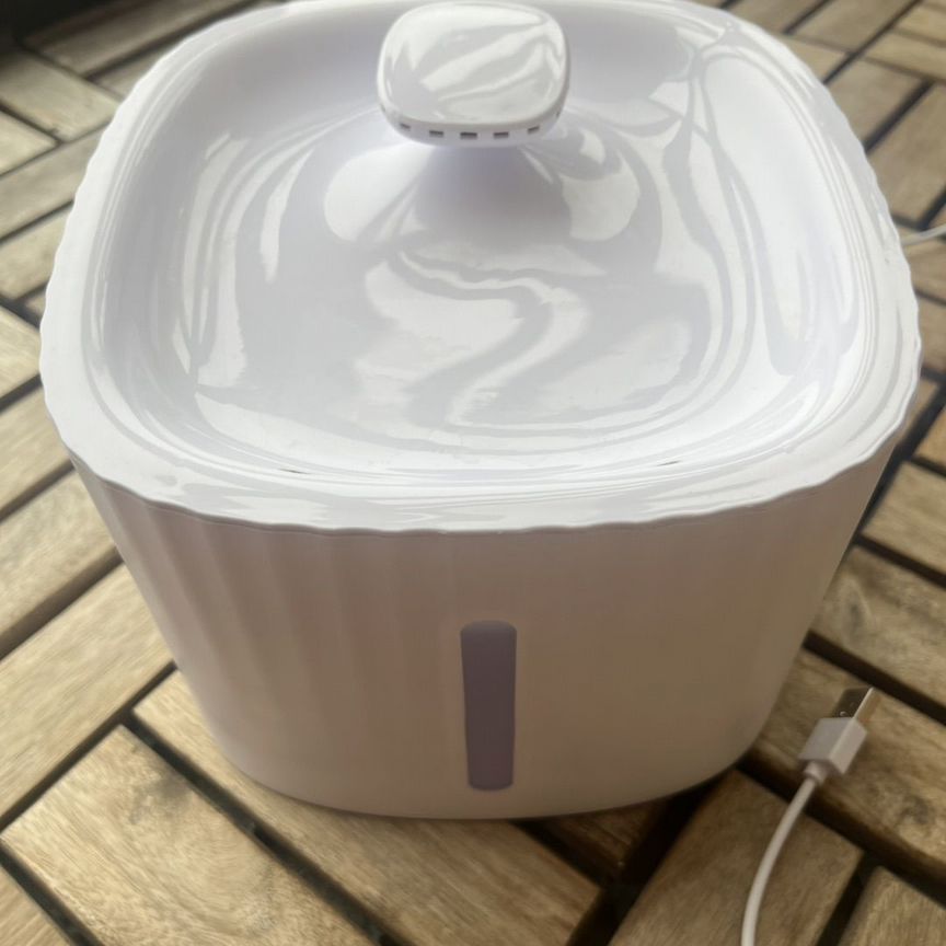 Поилка для кошек + закрытый лоток