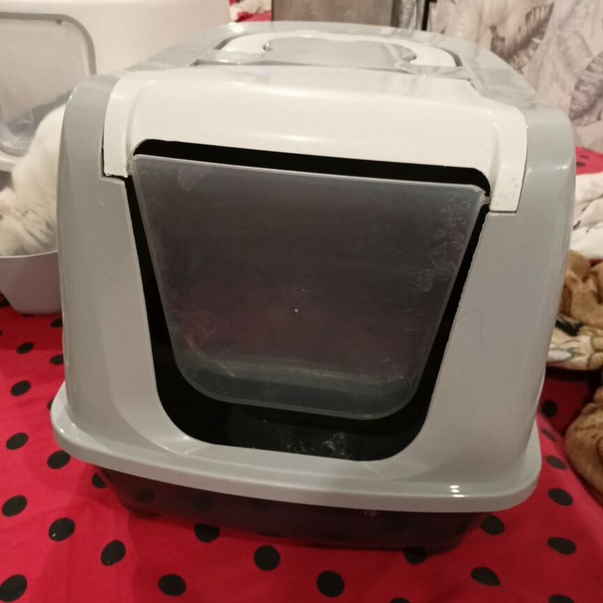 Кошачий лоток закрытый