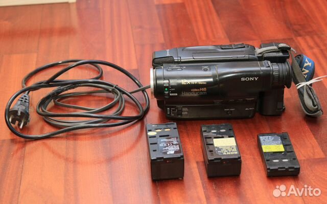 Продам видеокамеру Sony Handycam CCD-TR650E, Hi8 купить в Москве ...