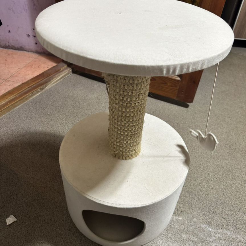 Когтеточка домик для кошки бу