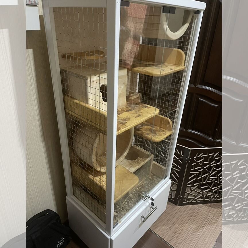 Шкаф витрина для шиншил