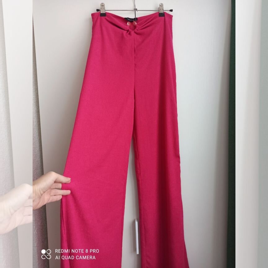 Брюки палаццо Trendyol, брюки NA-KD