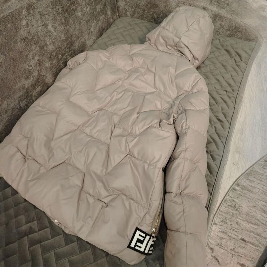 Пуховик женский 48 50 бренд бу