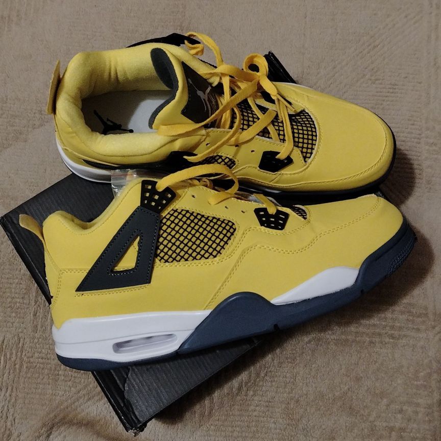 Кроссовки nike air jordan 4 retro