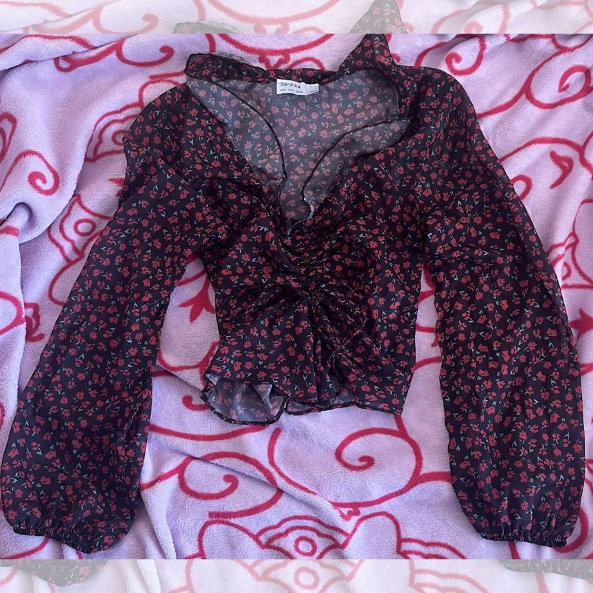 Блузка bershka