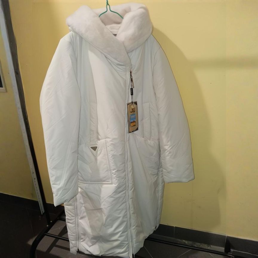 Пальто женское зимнее