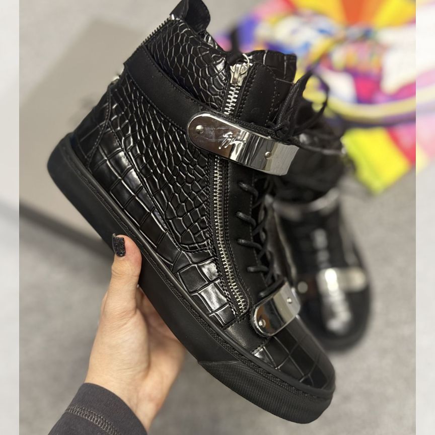 Giuseppe Zanotti