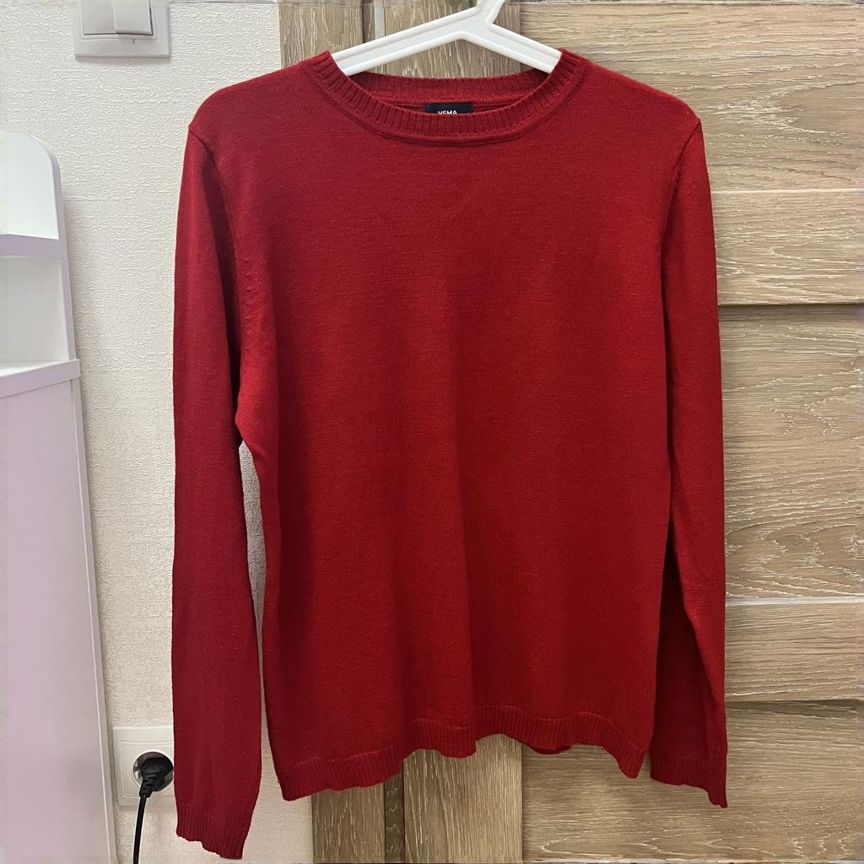 Свитер шерстяной женский M 46 Hama красный