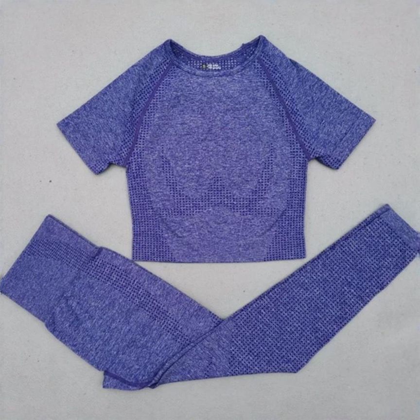 Спортивный костюм женский для фитнеса